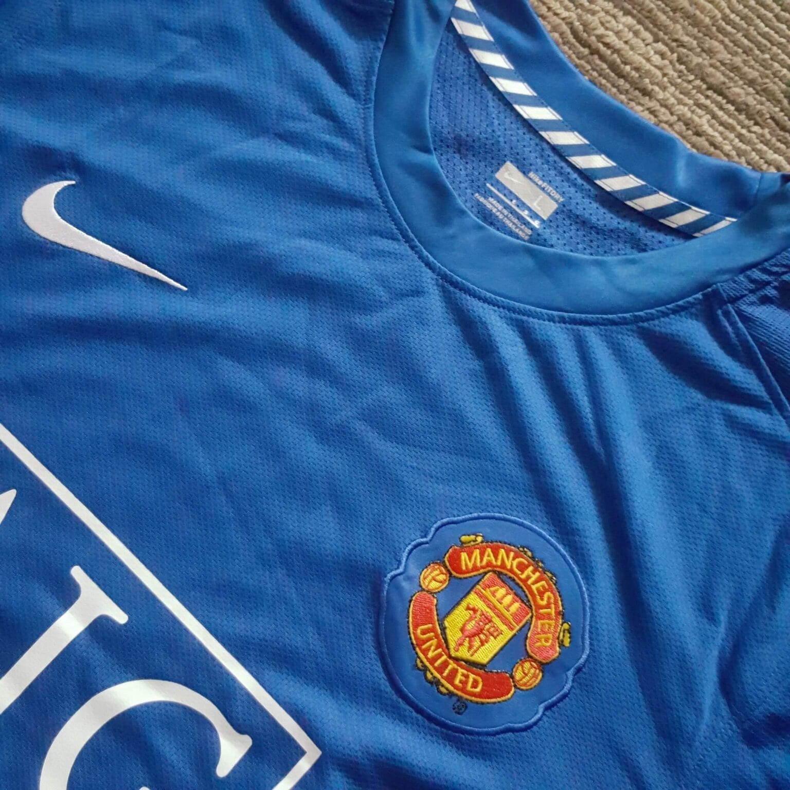 MANU 2008/2009 Third Kit - Short Sleeves - The Retro Kits