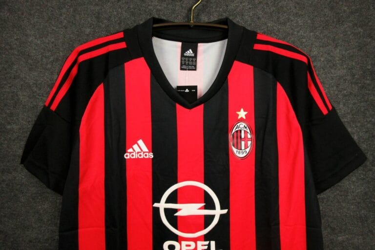 The Retro Kit | AC Milan 2002/2003 Home Kit