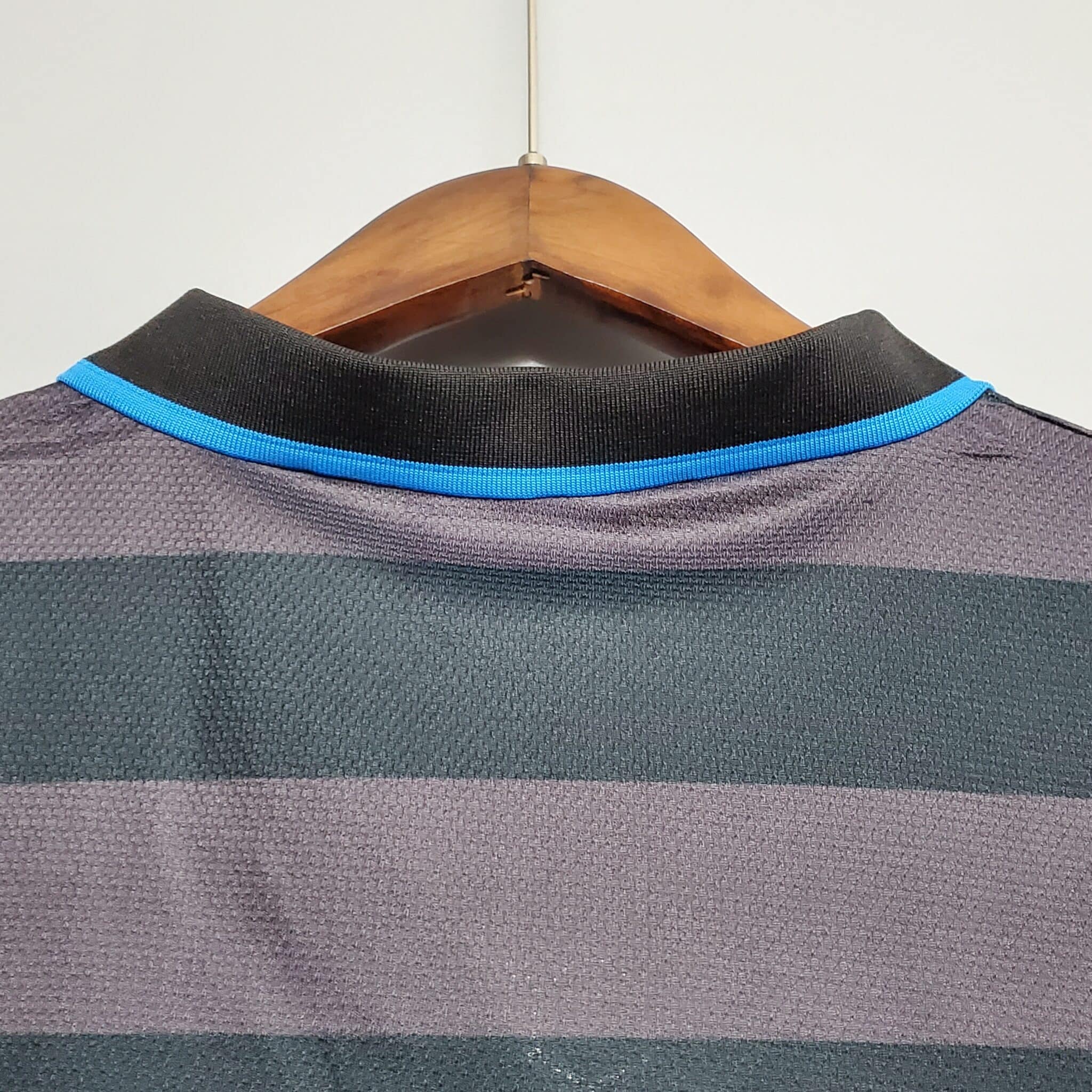 The Retro Kit | Inter Milan - 1997/1998 Third kit