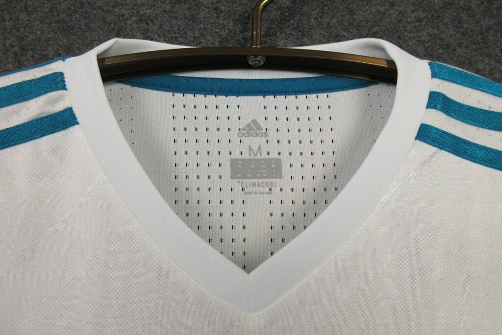 The Retro Kit | Real Madrid 2017/2018 Home Kit