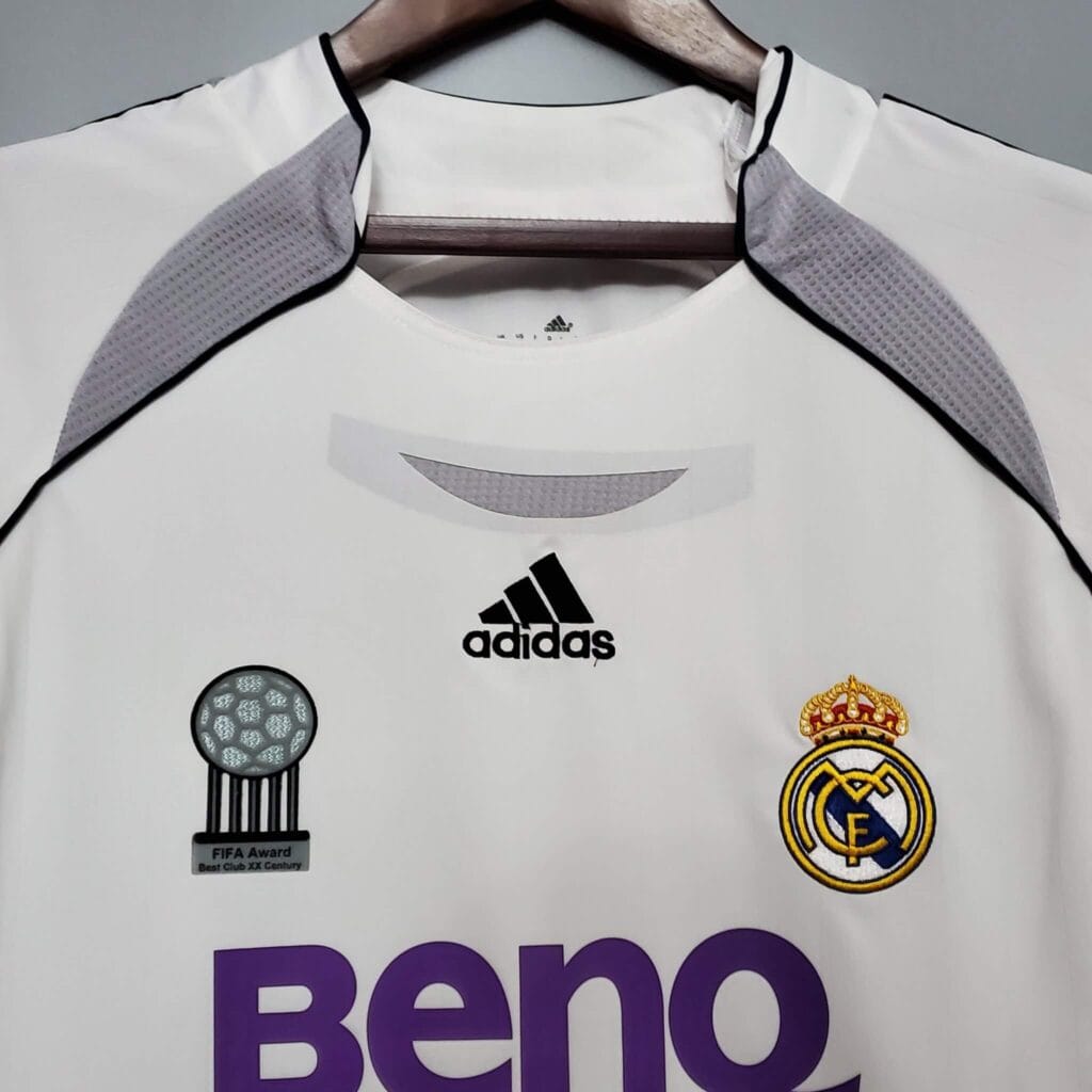 The Retro Kit | Real Madrid 2006/2007 Home Kit