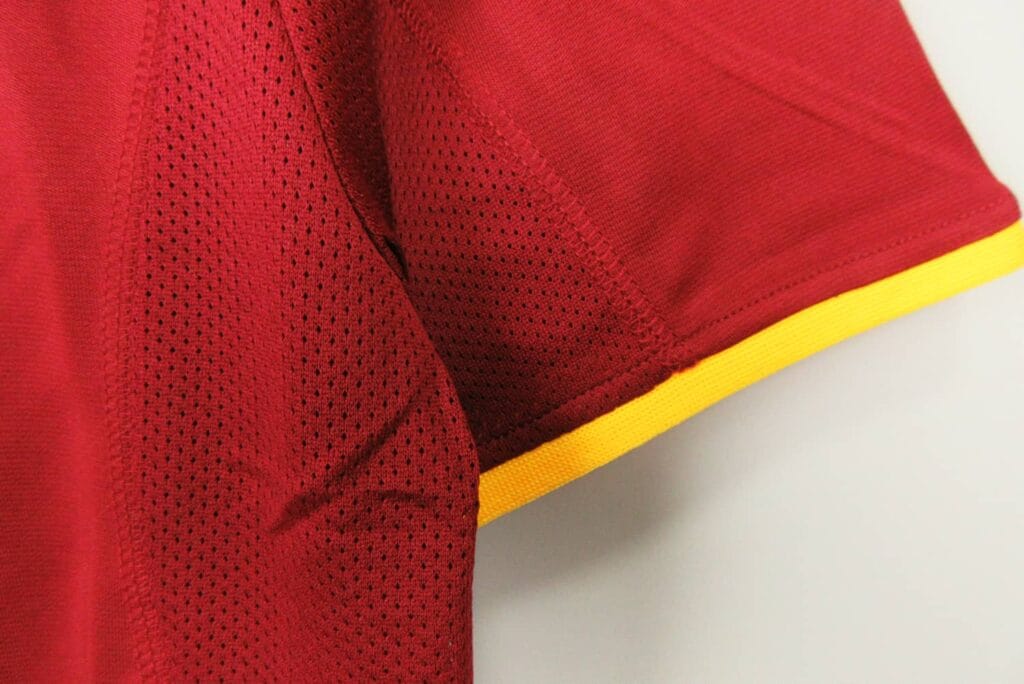 The Retro Kit | Portugal - 2000 Home Kit