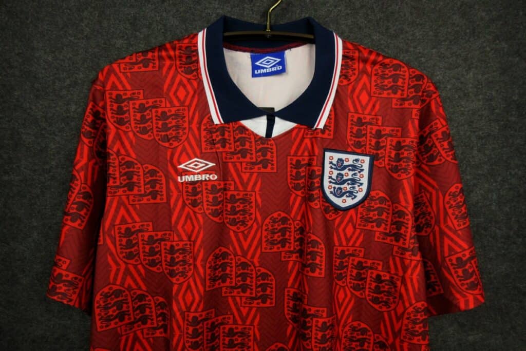 England 1994 Away Red Kit – The Retro Kit