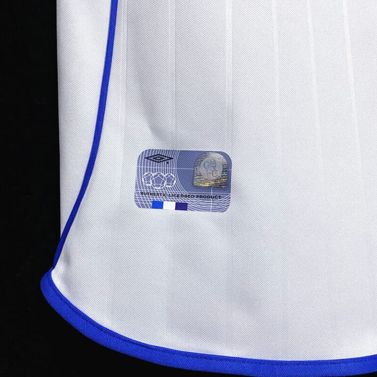 The Retro Kit | Chelsea 2001/2003 Away Kit