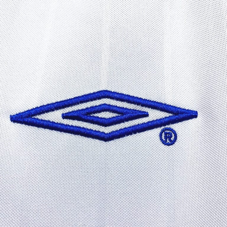 The Retro Kit | Chelsea 2001/2003 Away Kit