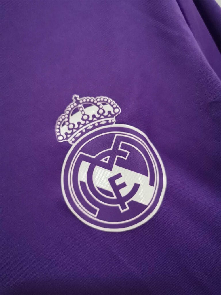 The Retro Kit | Real Madrid 2016/2017 Away Purple Kit - long sleeves