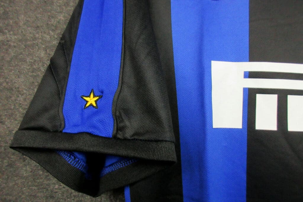 The Retro Kit | Inter Milan 1999/2000 Home Kit