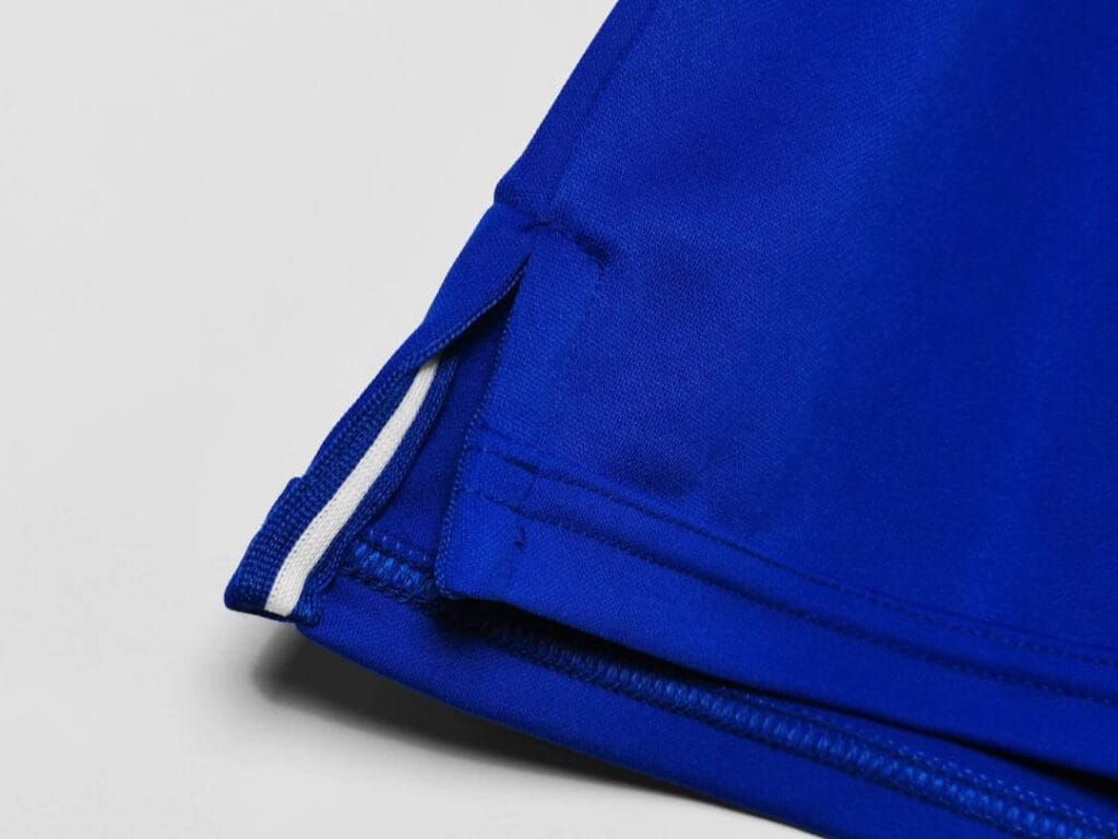 The Retro Kits | Chelsea 1999/2001 Home Kit