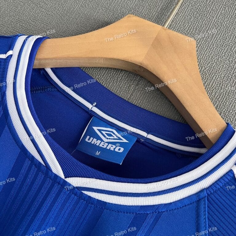 The Retro Kit | Chelsea 1999/2001 Home Kit