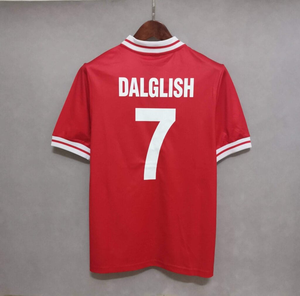 The Retro Kit | Liverpool FC 1982/1983 Home Kit