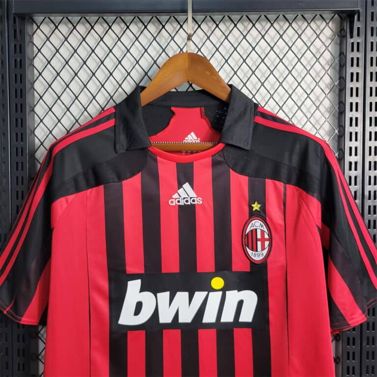 The Retro Kit | AC Milan 2007/2008 Home kit