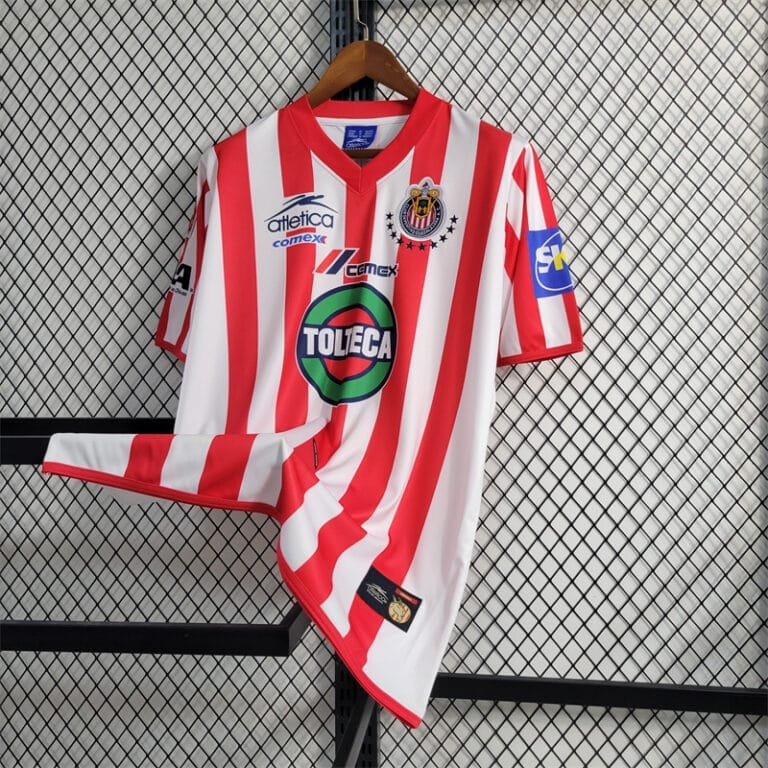 The Retro Kit | Chivas Guadalajara 2001/2002 Home Kit