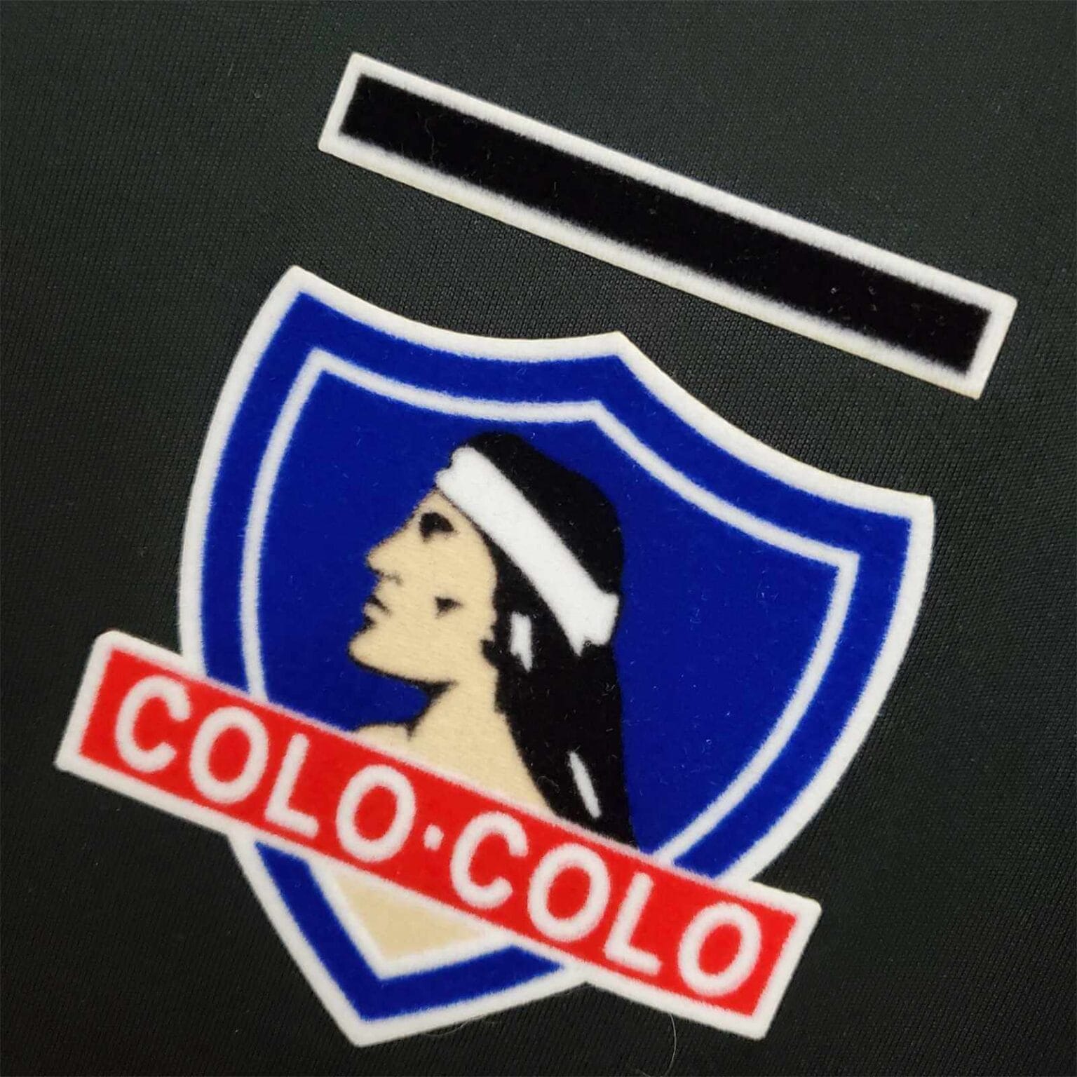 The Retro Kit | Colo-Colo 1991 Away kit