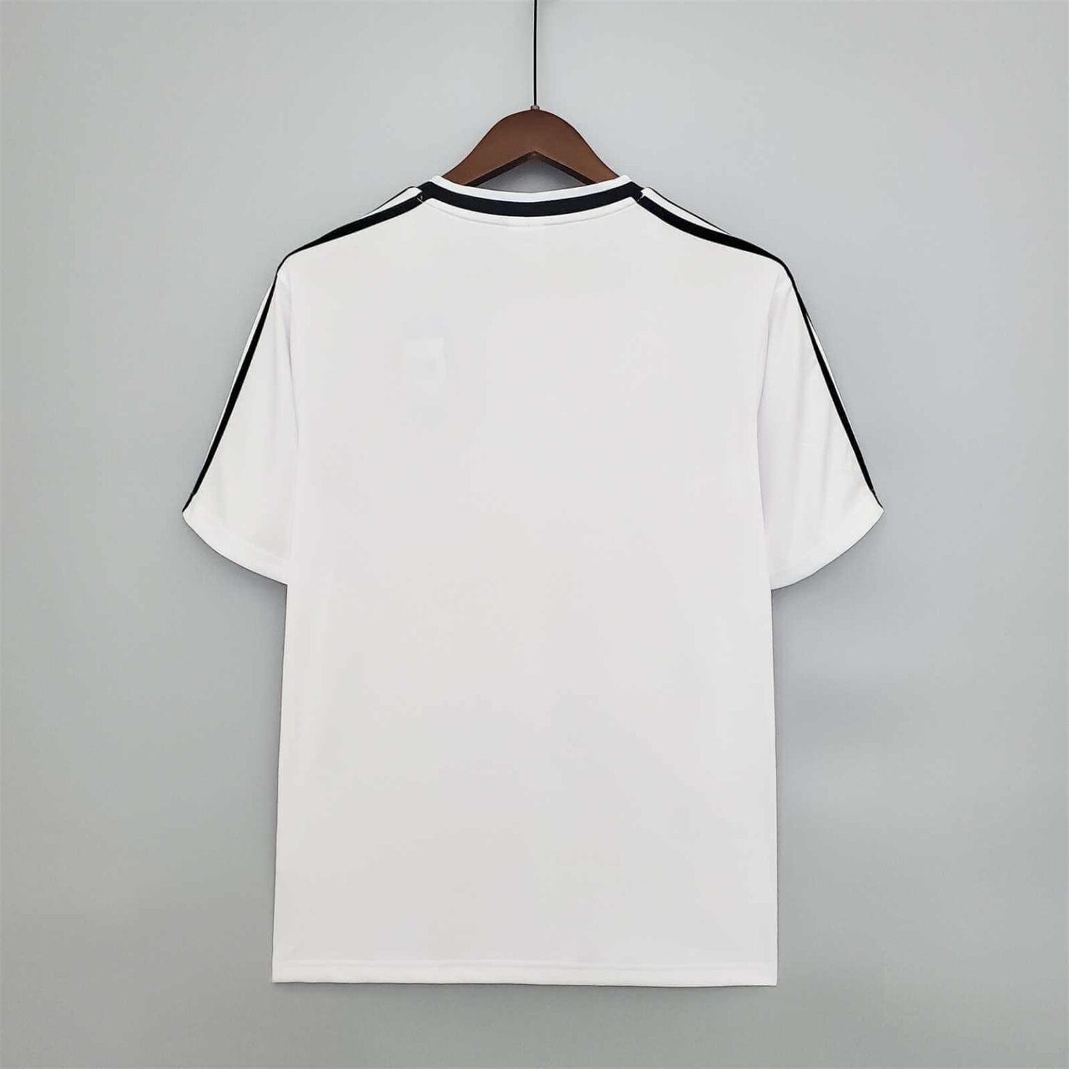 The Retro Kit | Colo-Colo 1991 Home kit