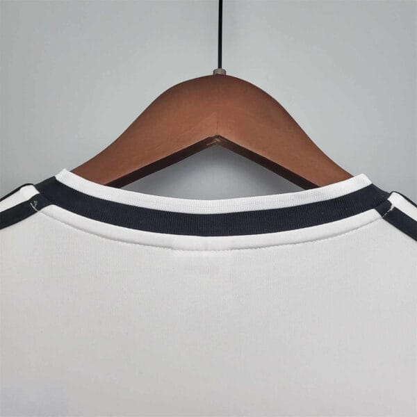 The Retro Kit | Colo-Colo 1991 Home kit