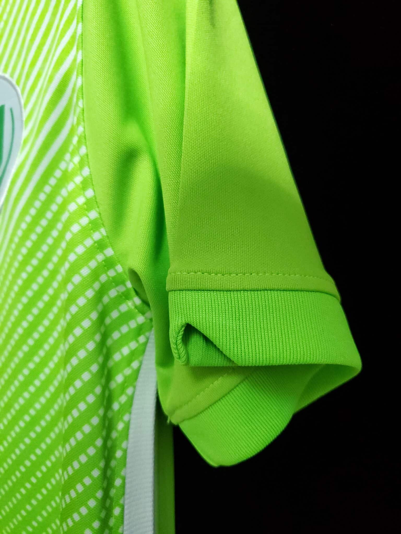 The Retro Kit | VfL Wolfsburg 2020/2021 Home Kit